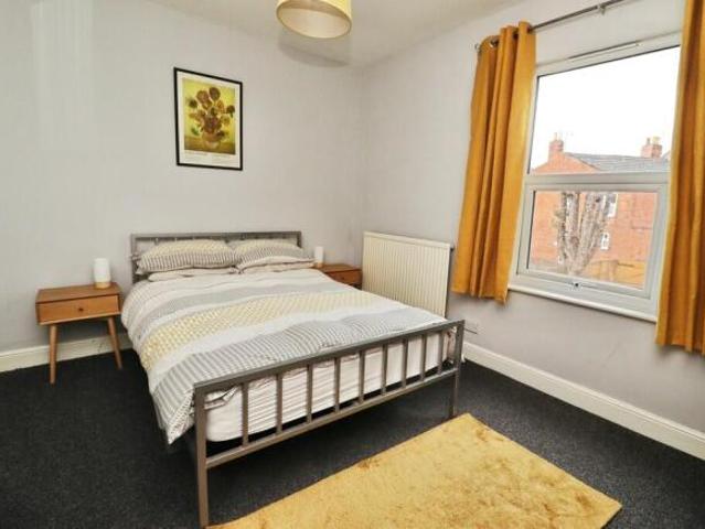 5 bedroom terraced house for sale in West Parade, Lincoln, LN1