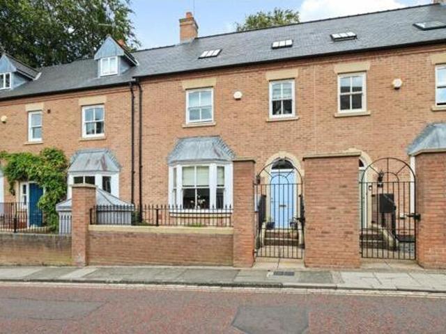 5 Bedroom Terraced House For Sale In Western Hill, Durham