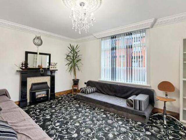 5 bedroom terraced house for sale in Willis Street, Bolton, BL3
