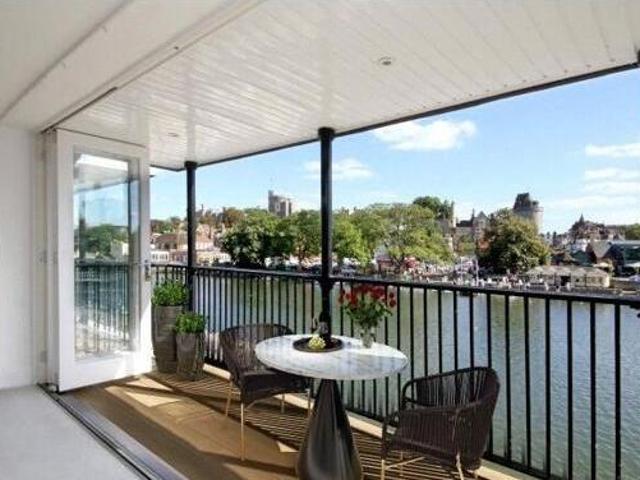 5 Bedroom Terraced House For Sale In Windsor, Berkshire
