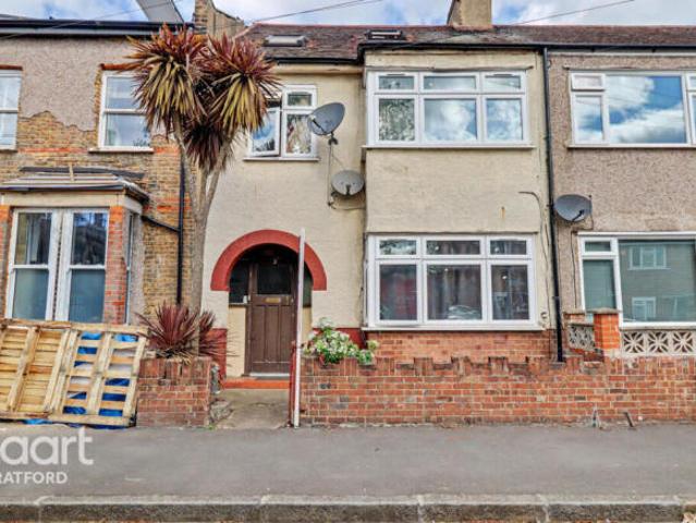 5 bedroom terraced house for sale in Talbot Road, Forest Gate, E7