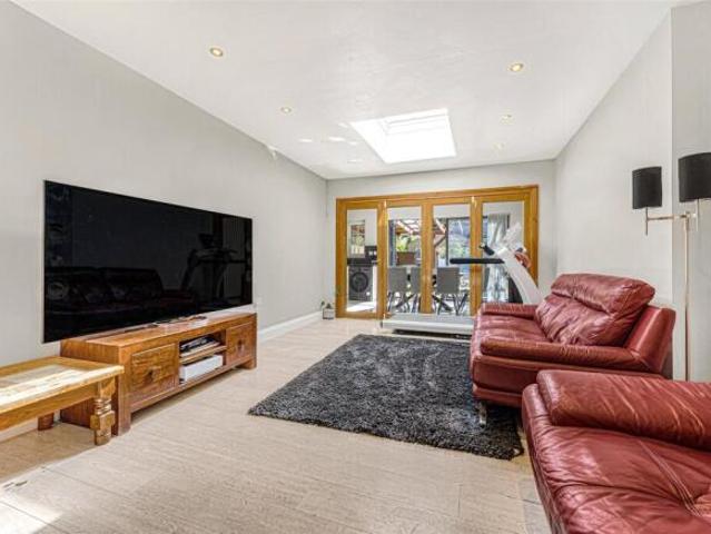 5 bedroom terraced house for sale in The Square, Watford, Hertfordshire, WD24