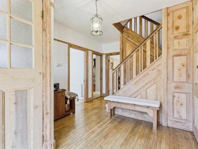5 bedroom terraced house for sale in Trinity Avenue, Northampton, NN2