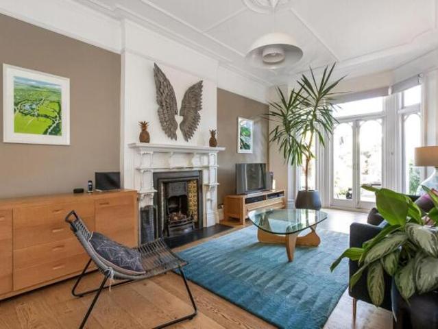 5 bedroom terraced house for sale in Turney Road, Dulwich, London, SE21