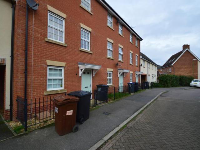 5 bedroom Terraced House Let Agreed