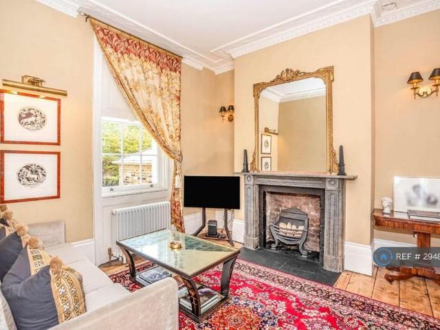 5 bedroom terraced house to rent