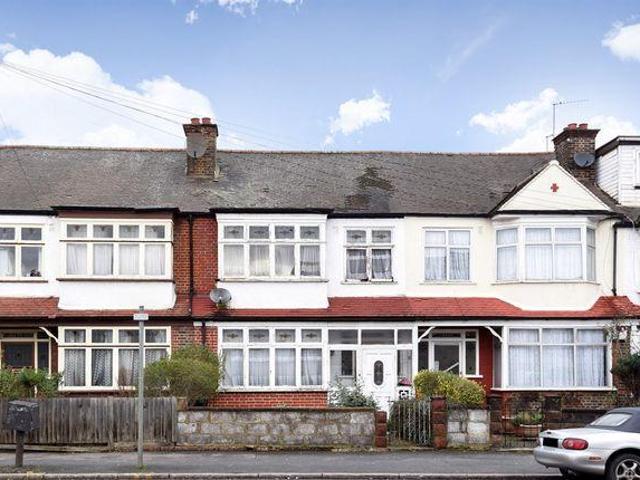 5 bedroom terraced house to rent