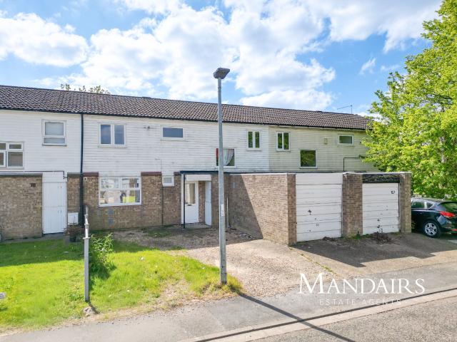 5 bedroom terraced house to rent