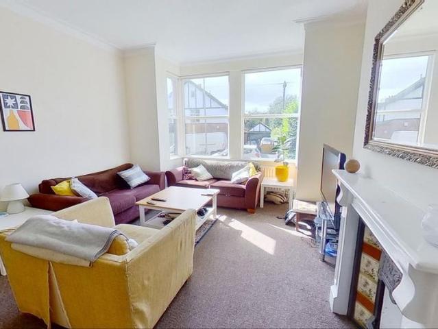 5 bedroom terraced house to rent