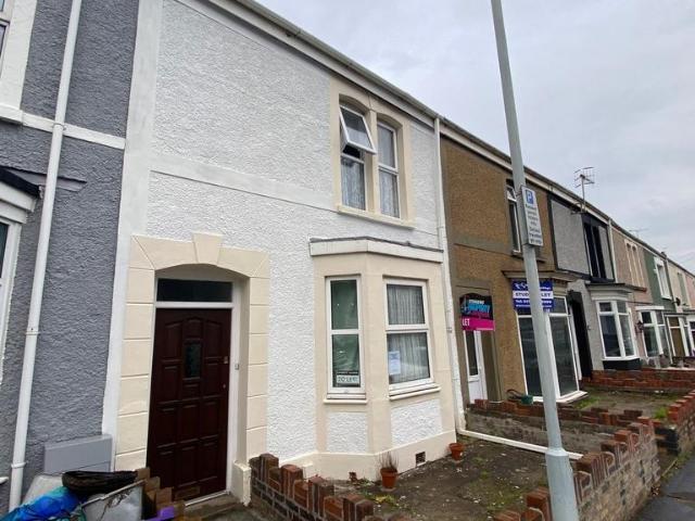 5 bedroom terraced house to rent