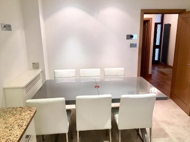 5 bedroom terraced house to rent