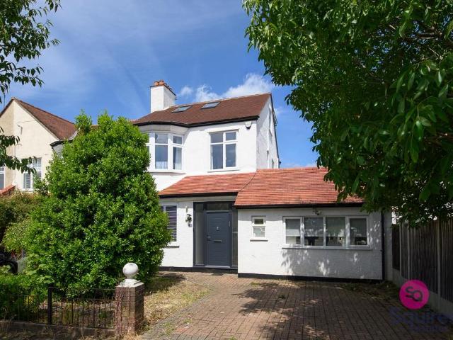 5 bedroom terraced house to rent