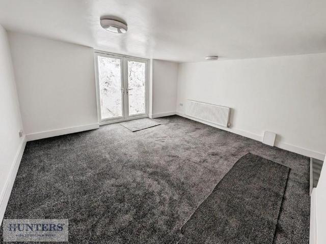 5 bedroom terraced house to rent