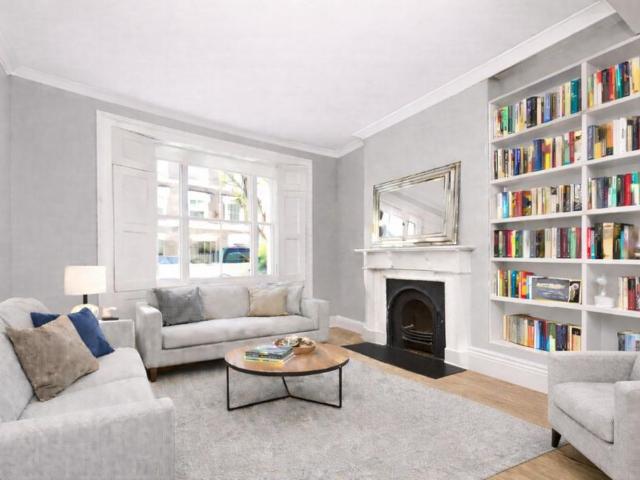 5 bedroom terraced house to rent