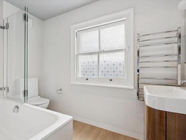 5 bedroom terraced house to rent