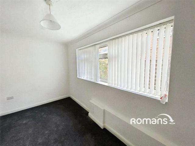 5 bedroom terraced house to rent