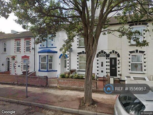 5 bedroom terraced house to rent