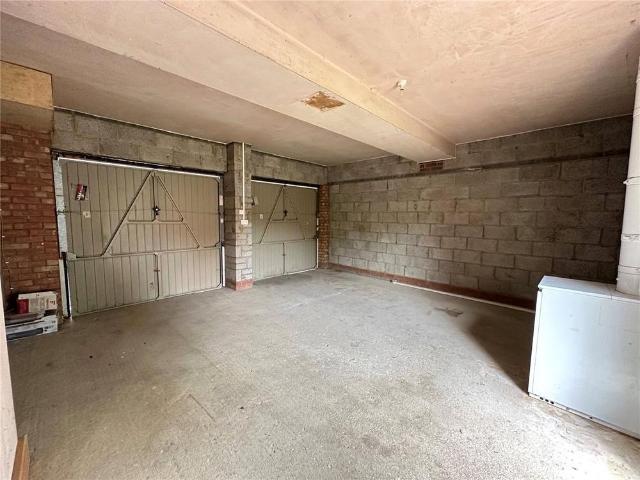 5 bedroom terraced house to rent