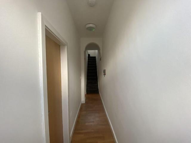 5 bedroom terraced house to rent