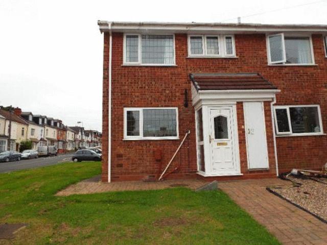 5 bedroom terraced house to rent