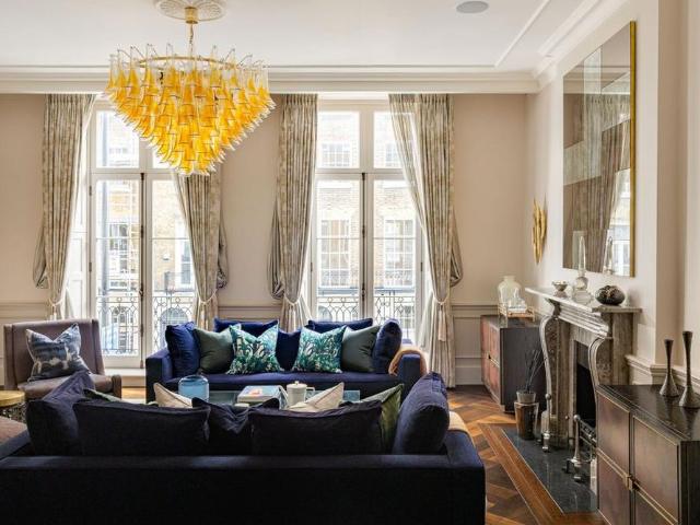 5 bedroom terraced house to rent