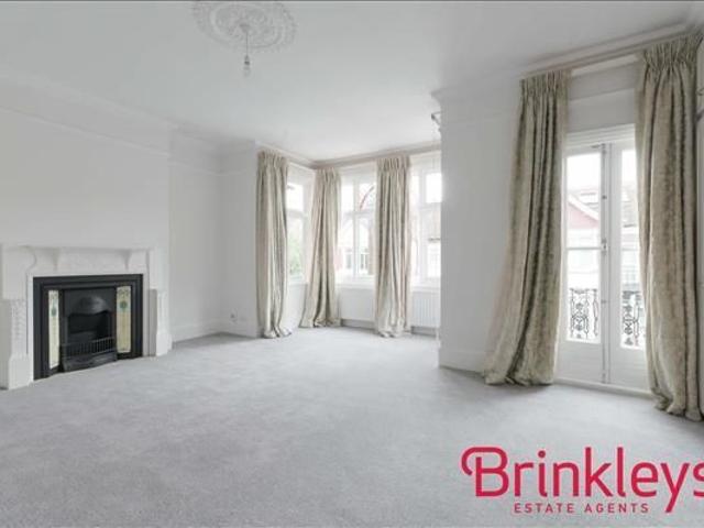 5 bedroom terraced house to rent