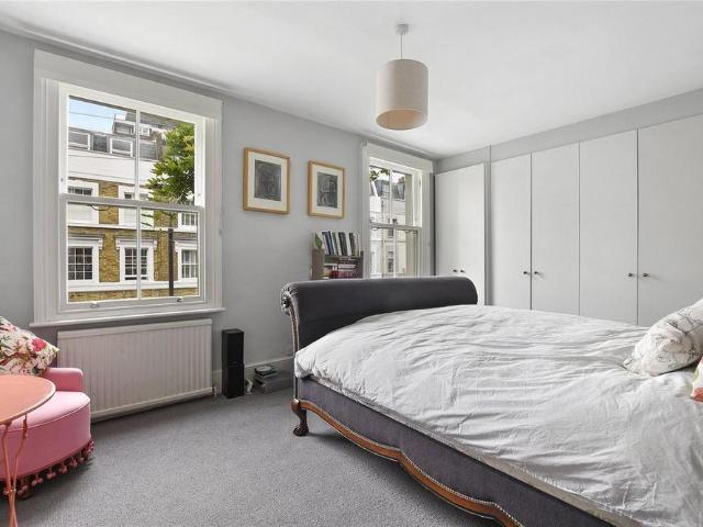 5 bedroom terraced house to rent