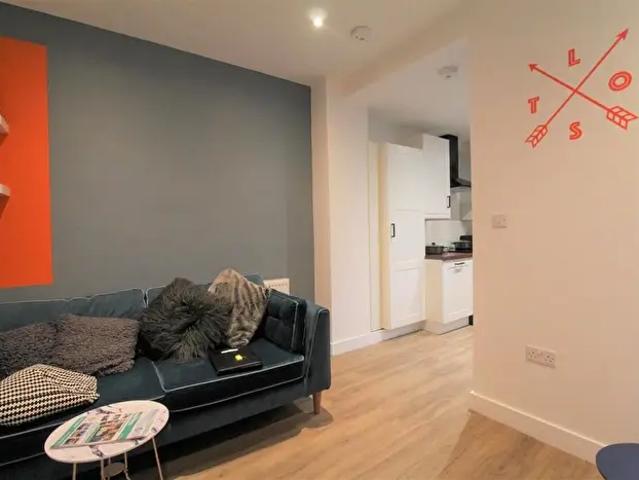 5 Bedroom Terraced House To Rent In Wilkinson Avenue, Beeston, NG9