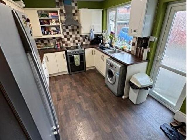 5 Bedroom Terraced House To Rent In Beeston Road, Nottingham, NG7