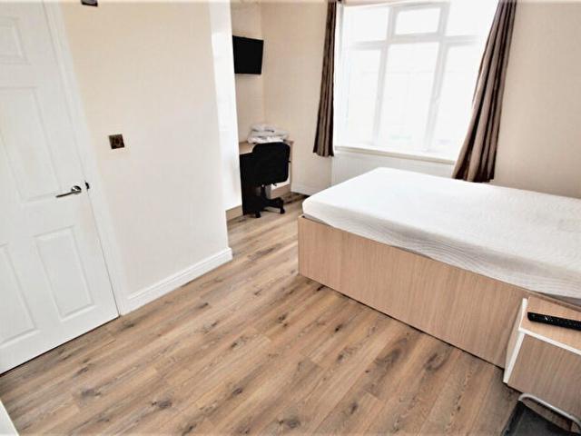 5 Bedroom Terraced House To Rent In Brays Lane, Coventry, CV2