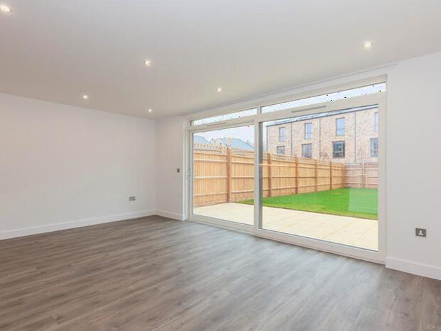 5 Bedroom Terraced House To Rent In Cherry Tree Ave, Headington, OX3