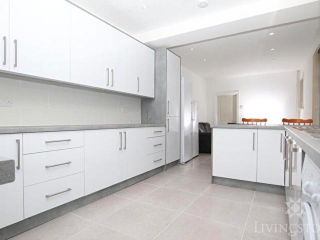 5 Bedroom Terraced House To Rent In Lorne Road, Leicester, LE2