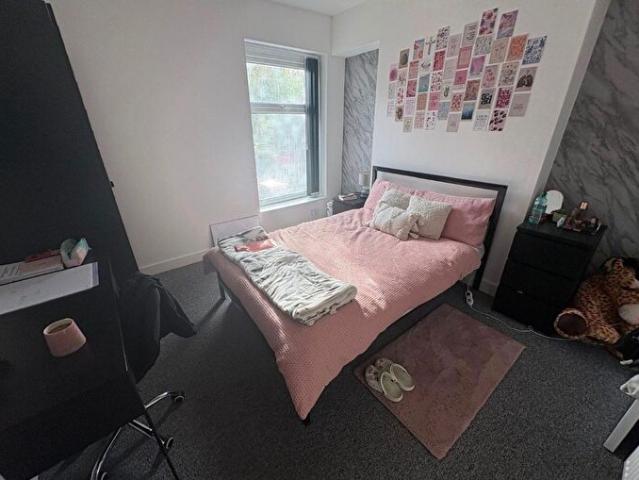5 Bedroom Terraced House To Rent In Marlborough Road, Brynmill, SA2