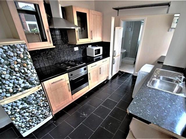5 Bedroom Terraced House To Rent In Marlborough Road, Coventry, CV2