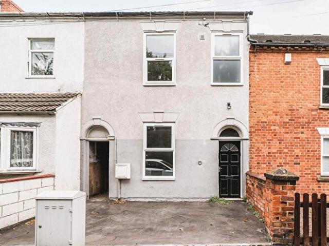 5 Bedroom Terraced House To Rent In Moor Street, Burton on Trent, DE14
