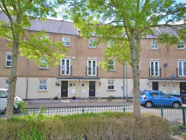 5 Bedroom Terraced to Rent in Milton Keynes, MK4 4EE