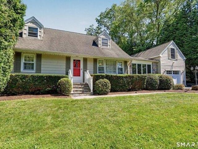 5 bedroom, Trumbull CT 06611 104115069
