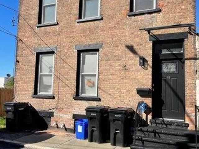 5 bedroom, Troy NY 12180 103625845