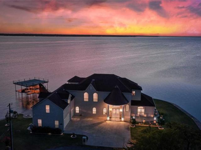 5 bedroom, Tx Tx 102552098