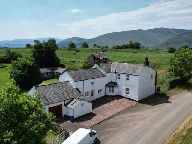 5 Bedroom Unique Property