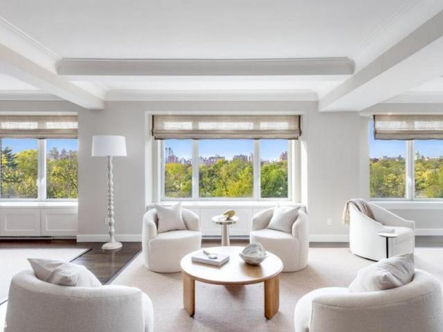5 bedroom, Upper East Side NY LS90907289