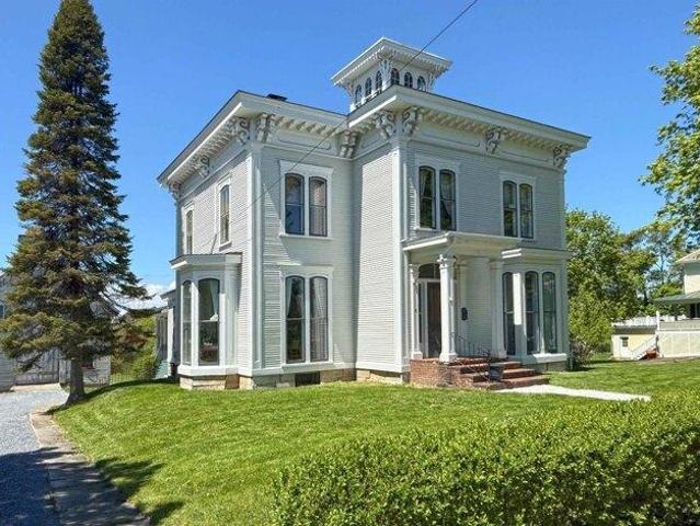 5 bedroom, Vergennes VT 05491 105117612