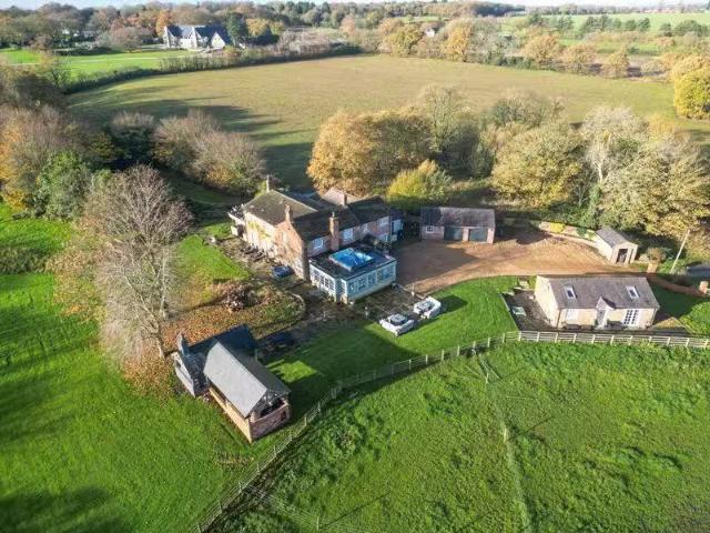 5 bedroom villa for rent in Golf Open 2026 Dumbills Farm A.