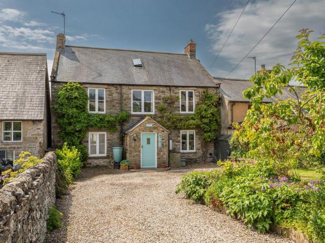 5 bedroom village house for sale