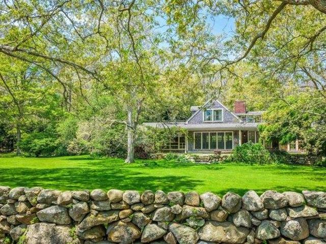 5 bedroom, Vineyard Haven MA 02568 104788981