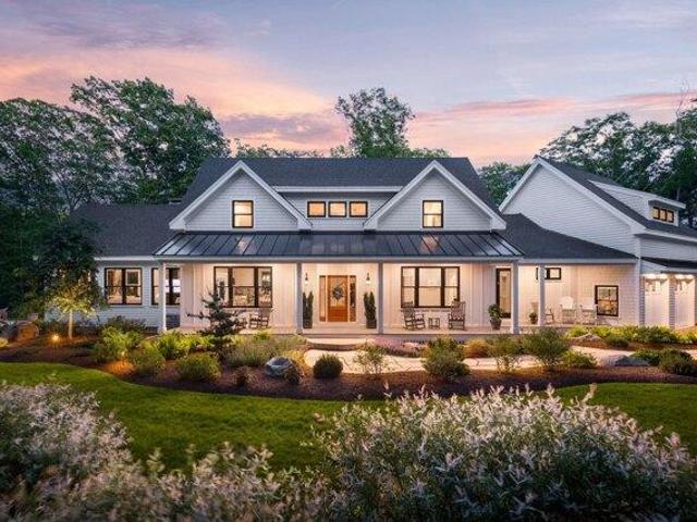 5 bedroom, York ME 03902 104606812