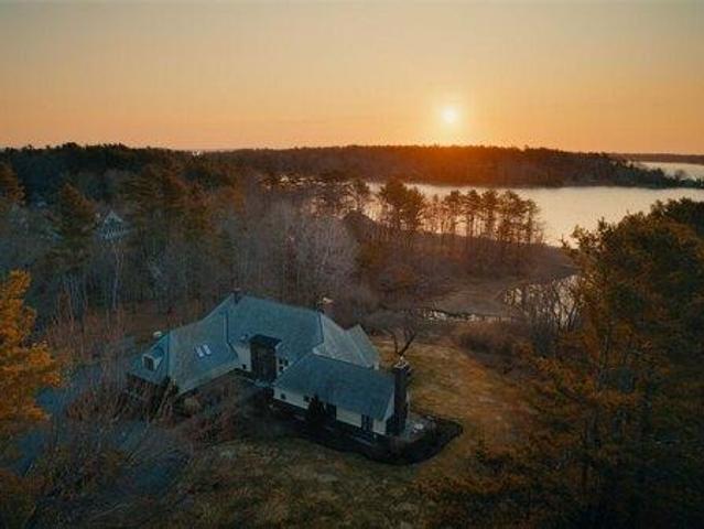 5 bedroom, Yarmouth ME 04096 102343836