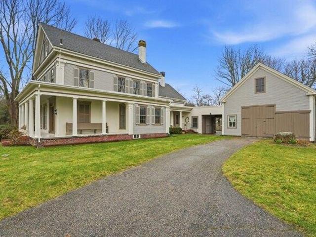 5 bedroom, Yarmouth Port MA 02675 LS102763055