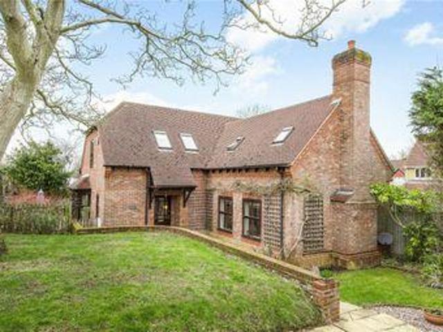 5 Bedrooms Chalet for sale in The Copse, Turvey, Bedford MK43