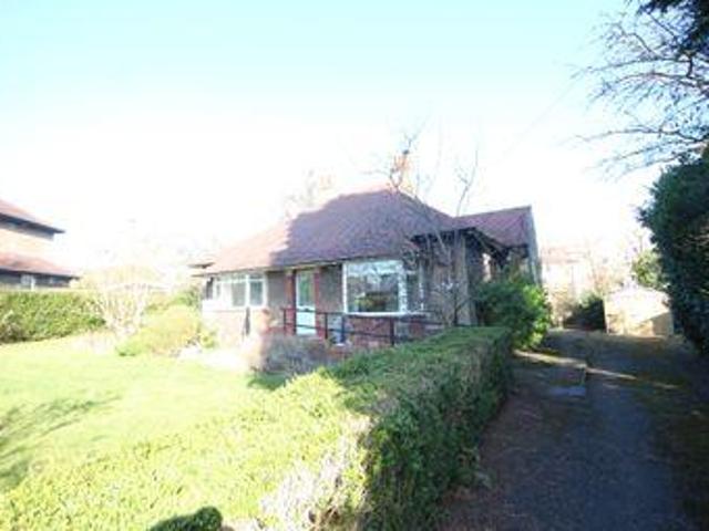 5 Bedrooms Detached bungalow for rent in Harecroft Road, Otley LS21